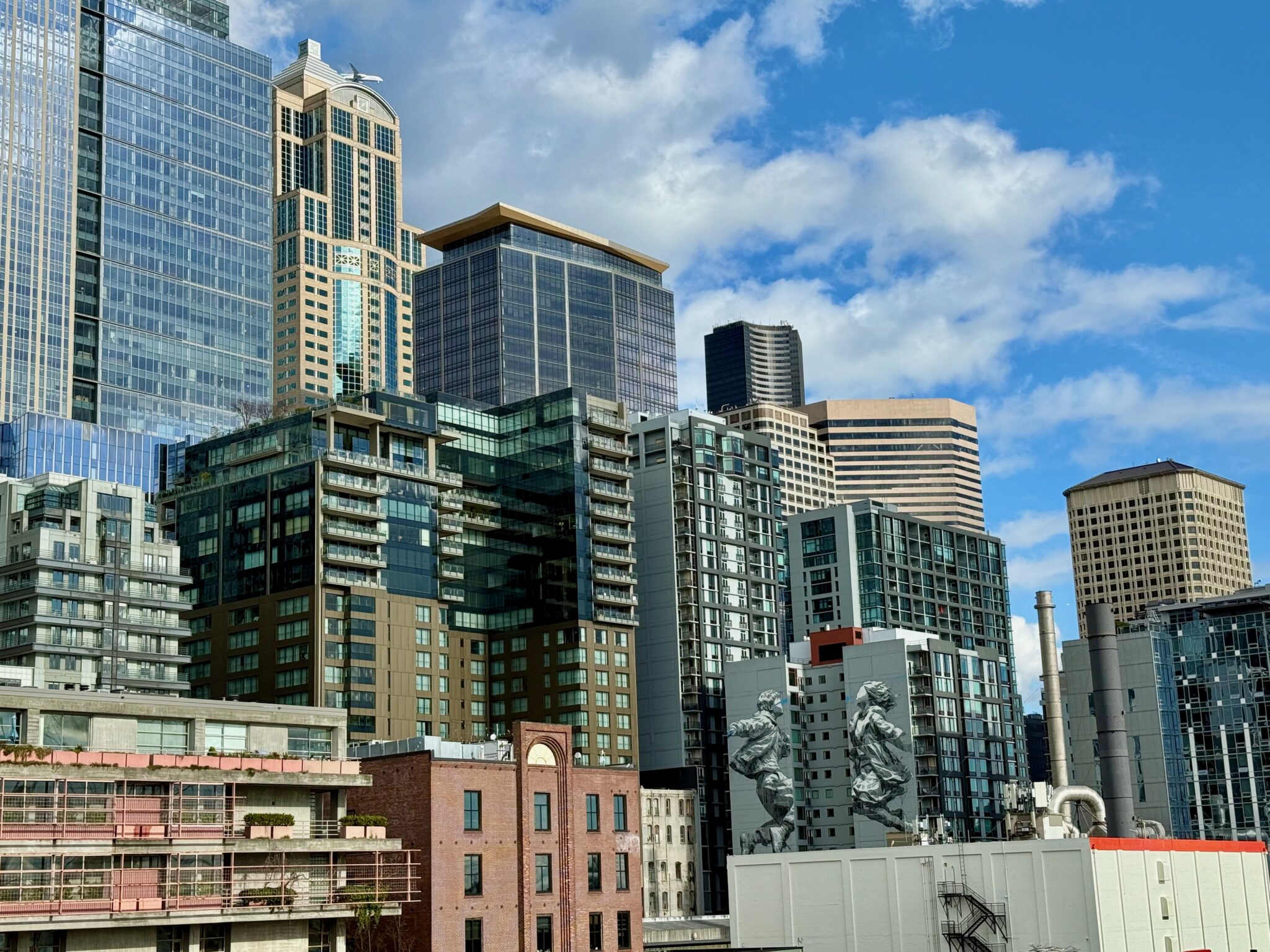 Docusign moving downtown Seattle offices, leaving its namesake tower ...